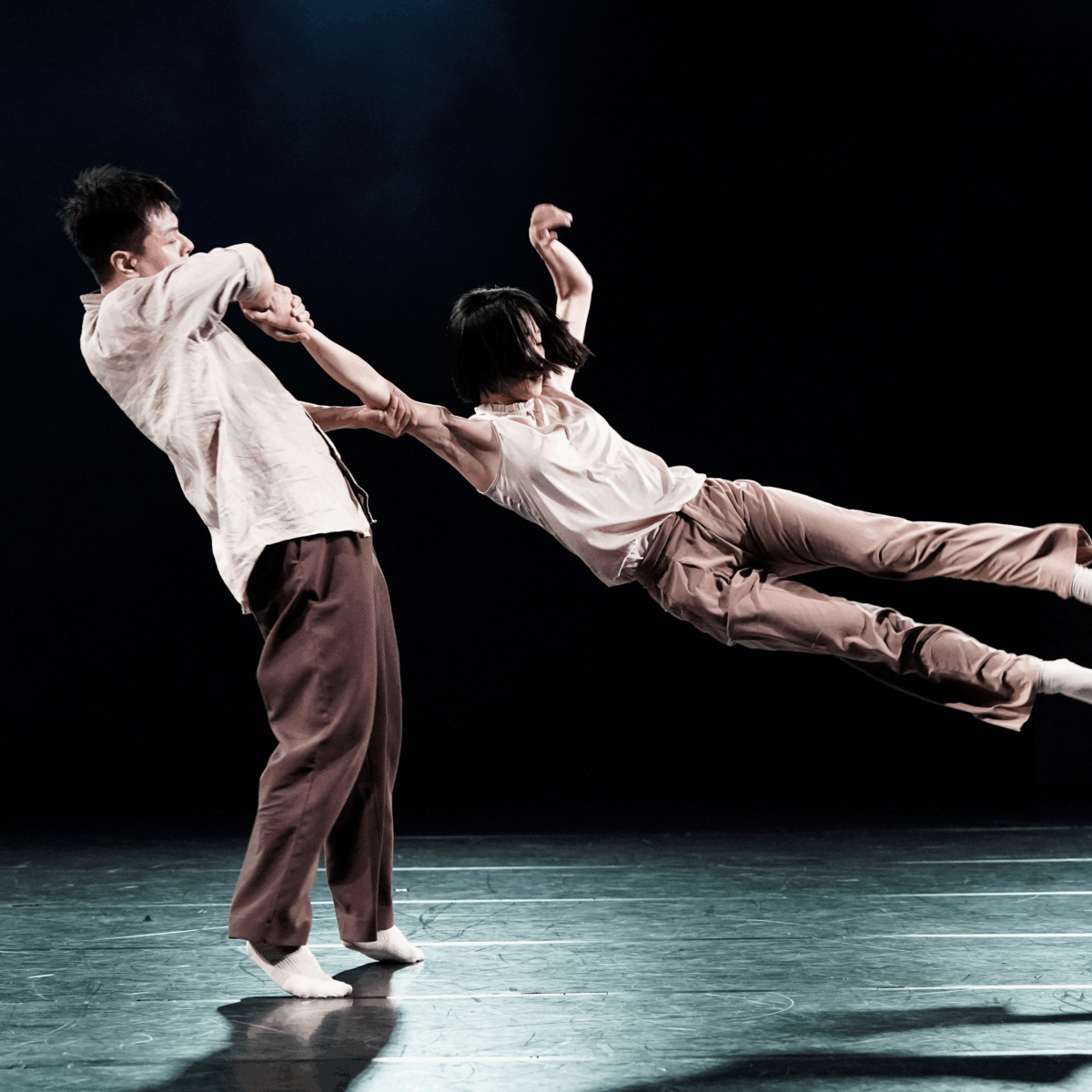 Push and Pull - FORM Dance Projects